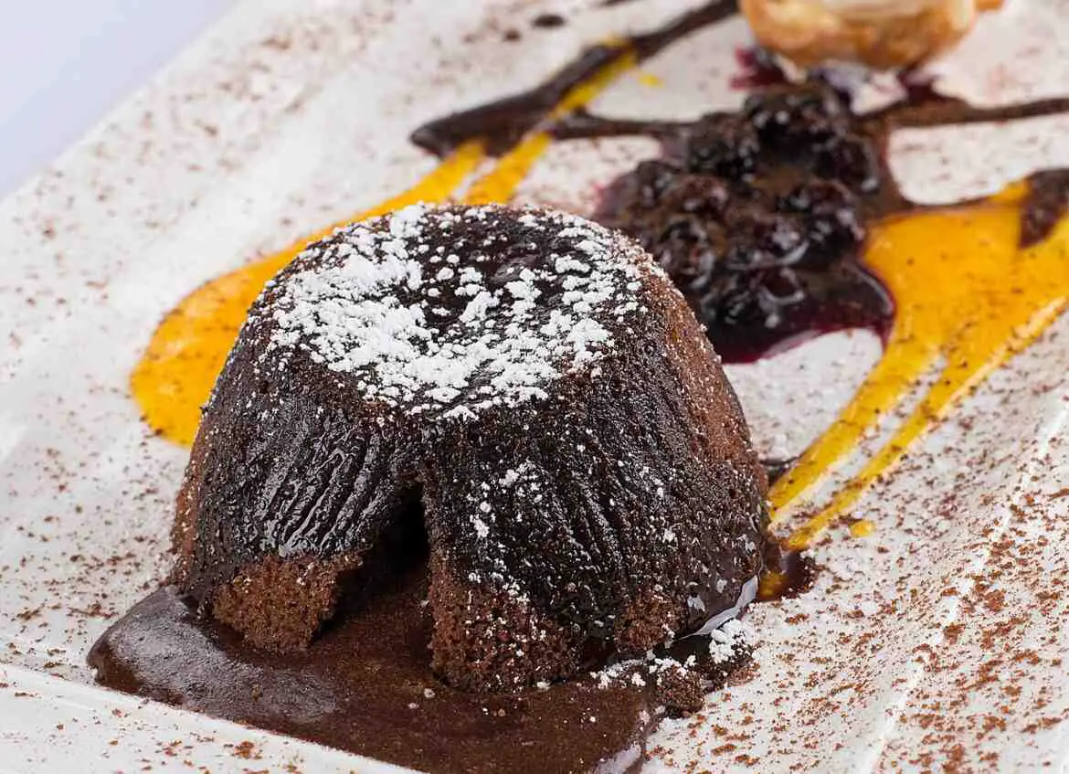 Chocolate Tortino with a melted heart (20 mins)