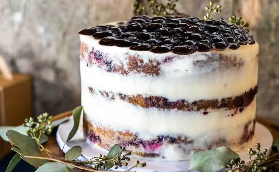 Bubble Tea Cake With Milk Tea Buttercream | Wellbeing Barista