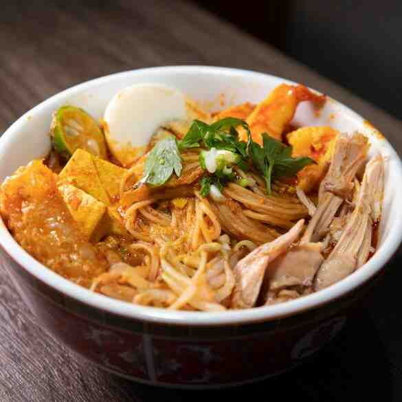 Chicken Yock Noodles (Yock A Mein) - Wellbeing Barista