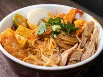 Chicken Yock Noodles (Yock A Mein) - Wellbeing Barista