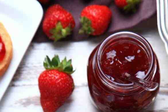 How to make Lotus Biscoff Sauce (4 ingredients)