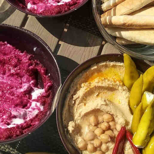 Authentic Humous Recipe (10 mins)